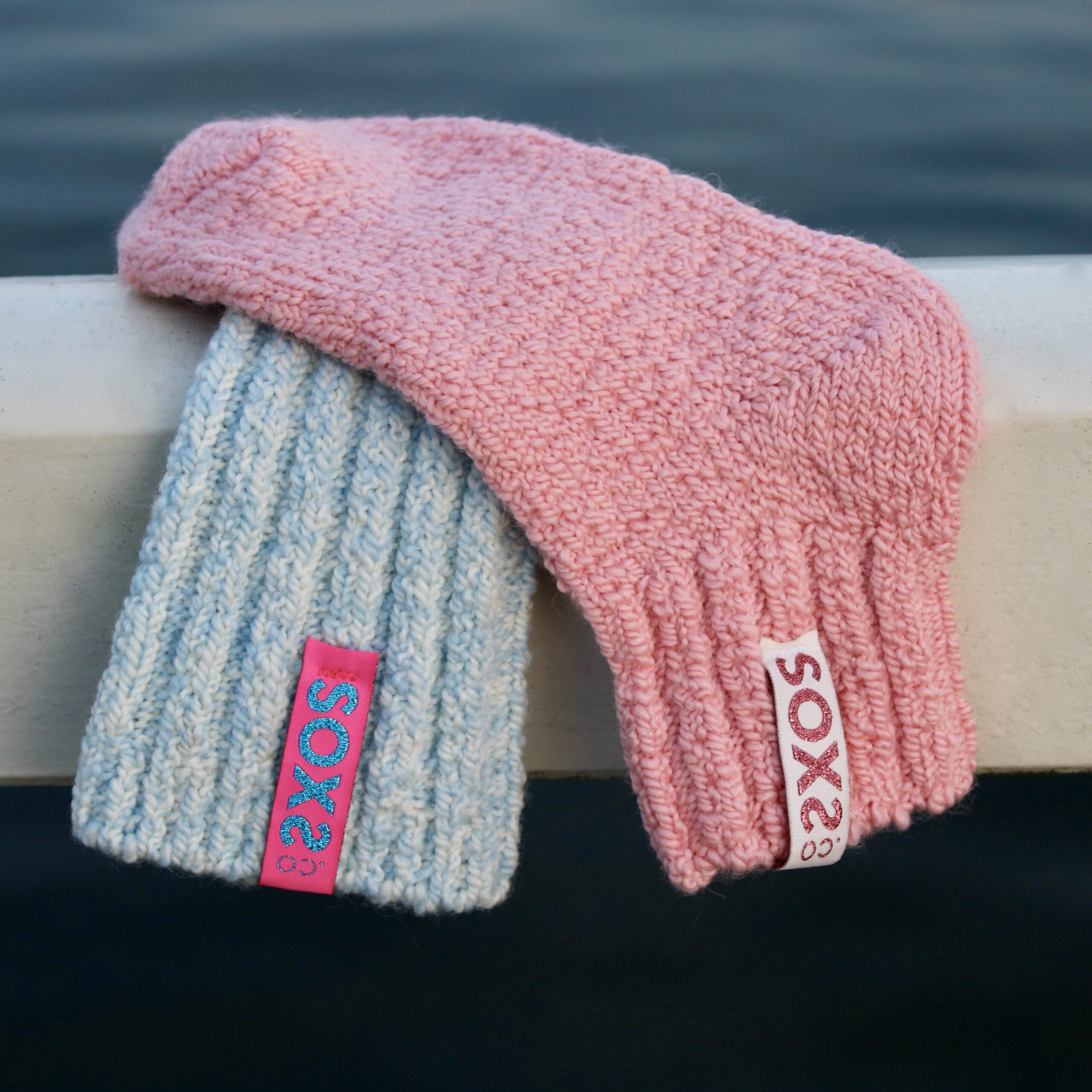 Warm socks for support: a heartwarming gift for chemotherapy patients - SOXS.co EN